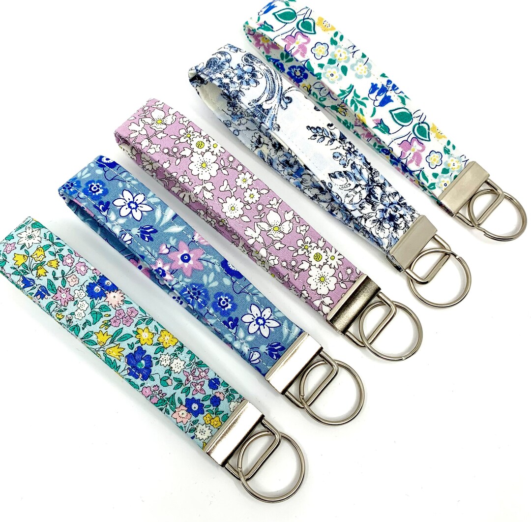 Key Fob Keychain//floral Keychain/keychain Wristlet/ Fabric Keychain ...
