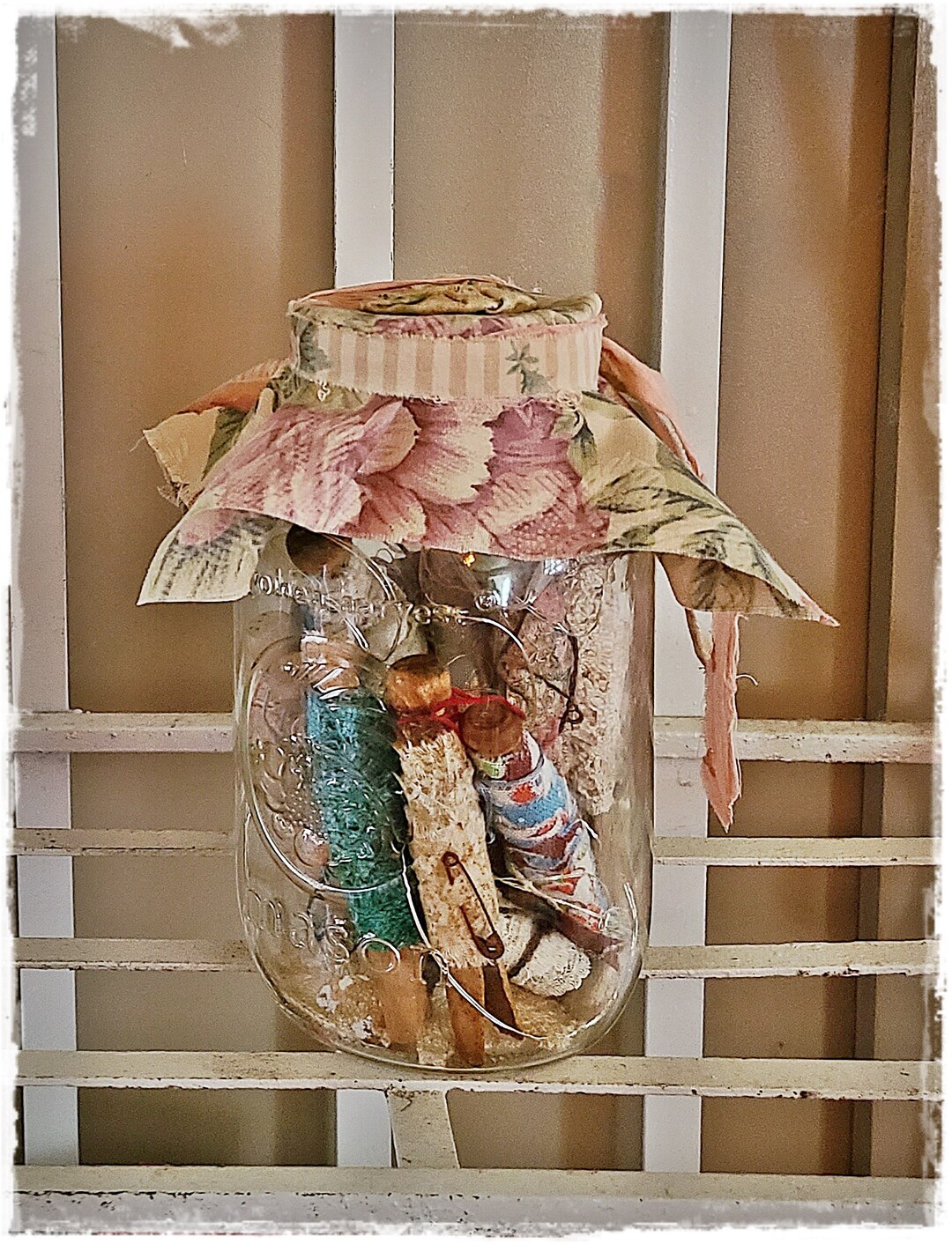 PRIMITIVE COUNTRY DECOR Vintage Wood Clothespins & Homespun Textiles ...