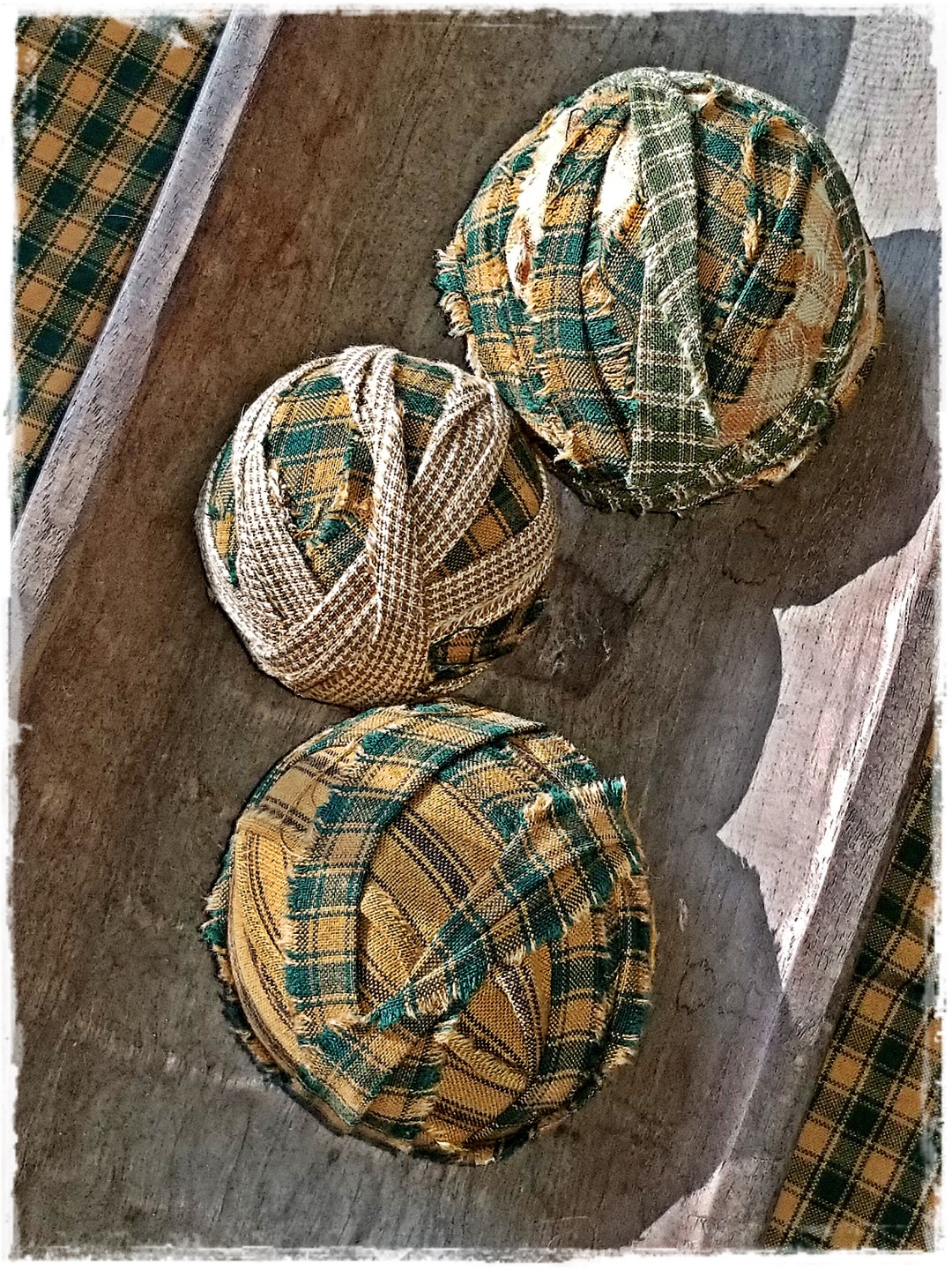 PRIMITIVE Wrapped Homespun Rag Balls - Tattered Raggedy Bowl Fillers ...