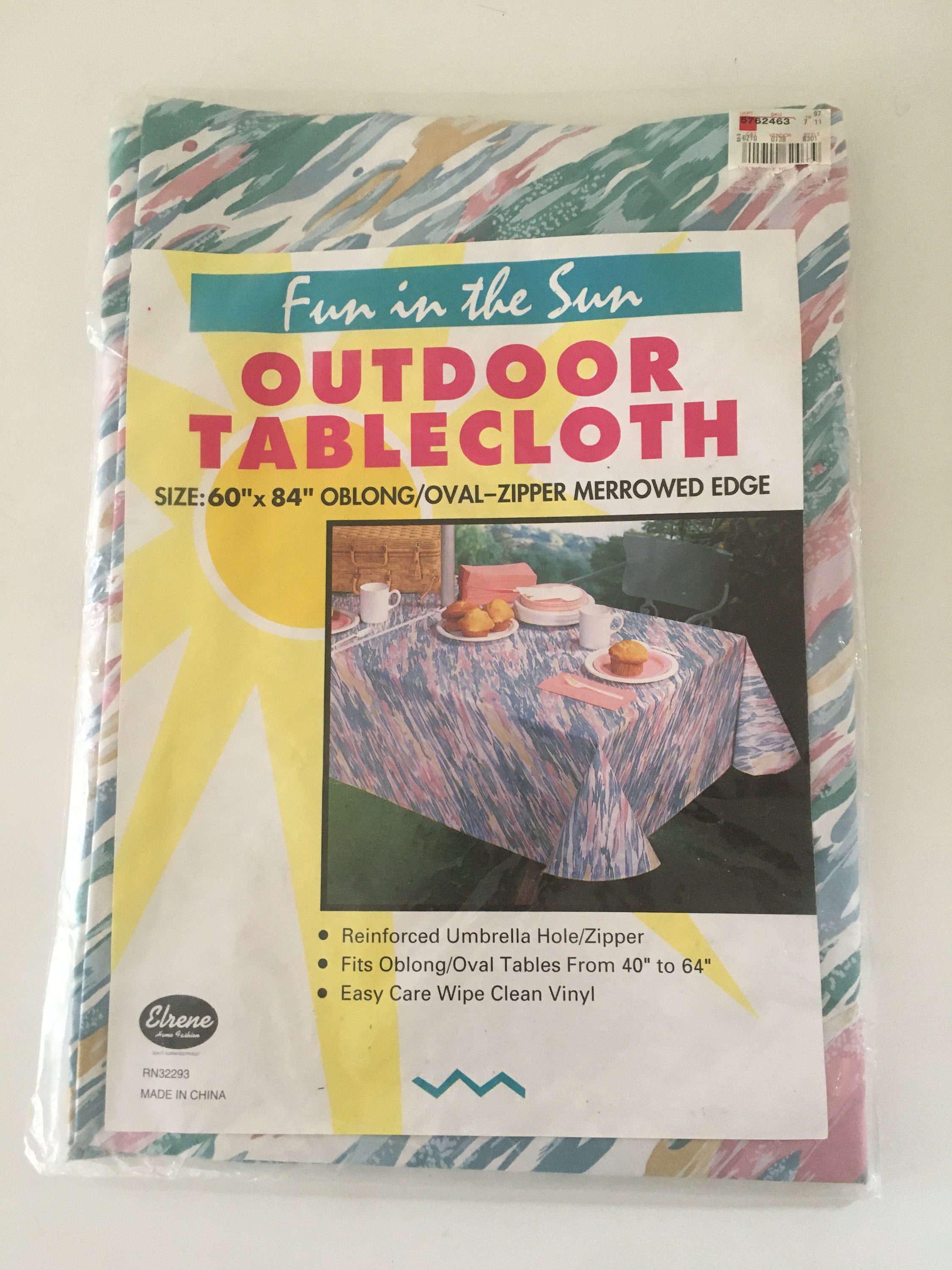 New Old Stock Vintage Vinyl Tablecloth by Elrene Oval / Oblong Table ...