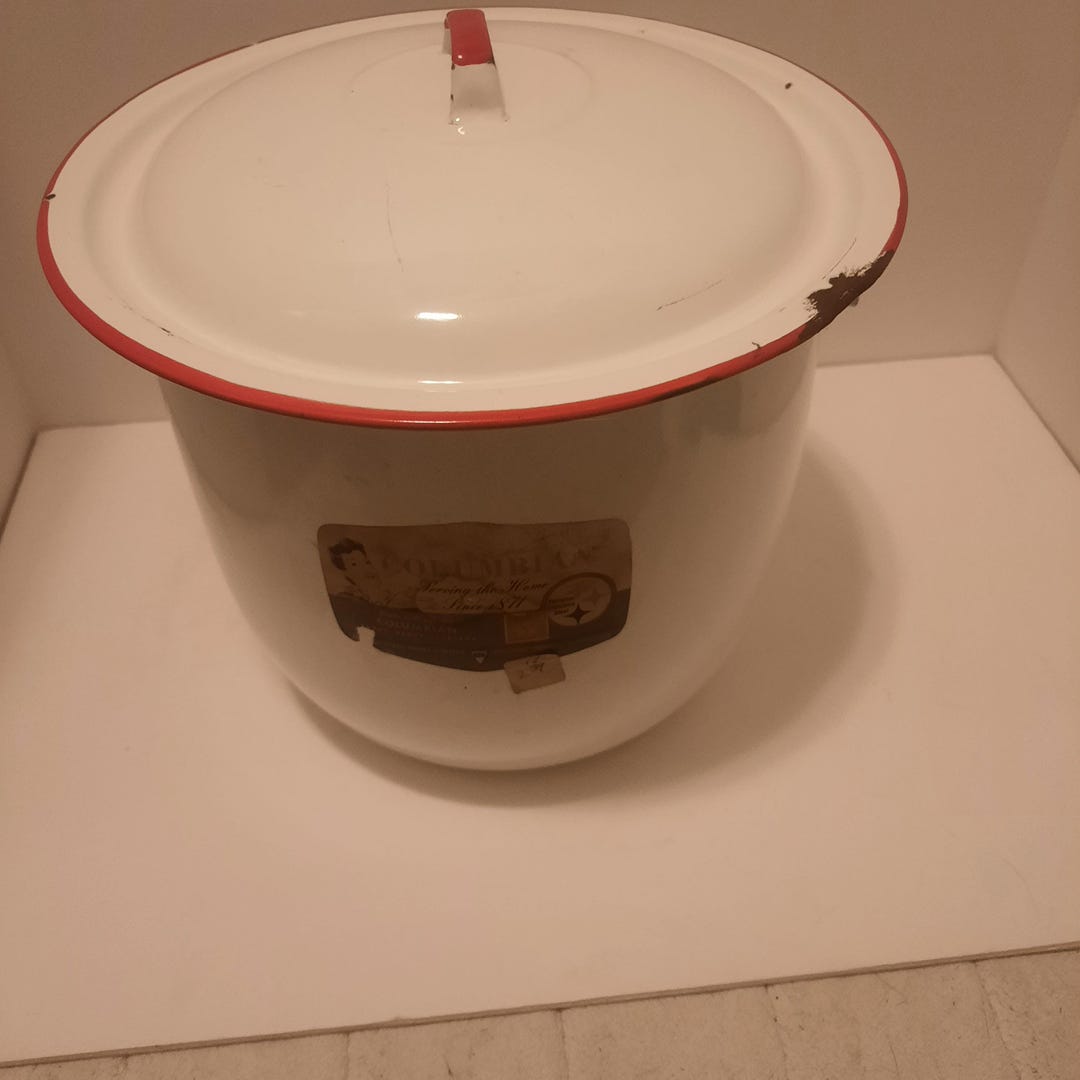 Vintage White Enamel Chamber Pot With Lid Red Trim Retro Farmhouse ...