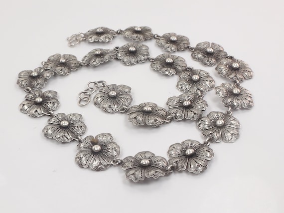 Vintage Sterling Silver Flower Necklace 19.5" - Gem