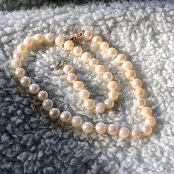 Fine pearls store