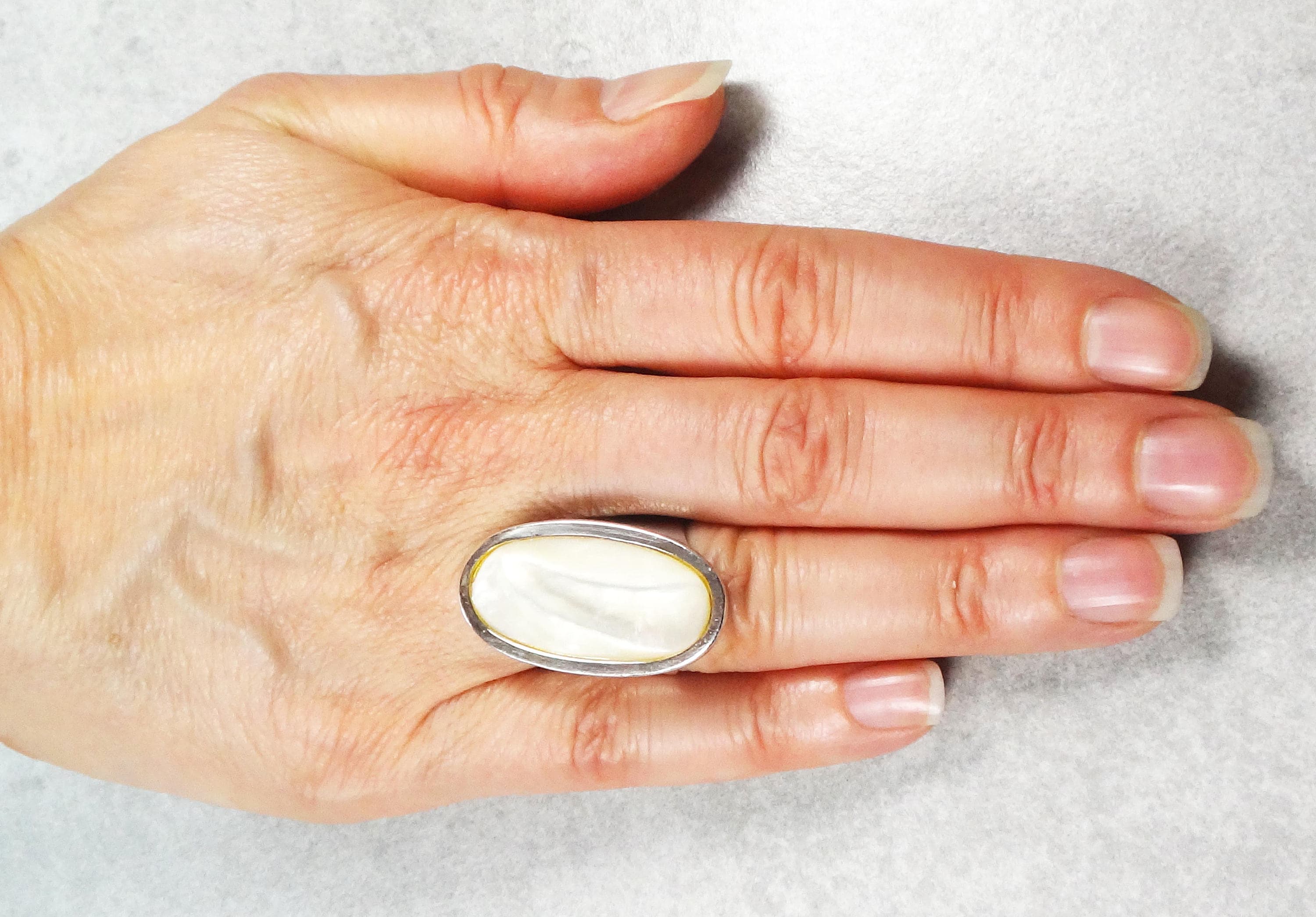 Vintage Mother of Pearl Ring Sterling Silver Ring Large Ring Mother of Pearl Sterling Ring Wide Statement Ring Size 5.75 Etsy