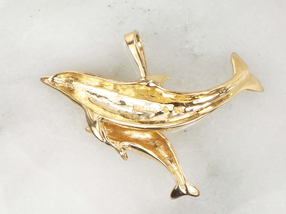 Vintage 14k Gold Dolphins Pendant Kabana Mother and B… - Gem