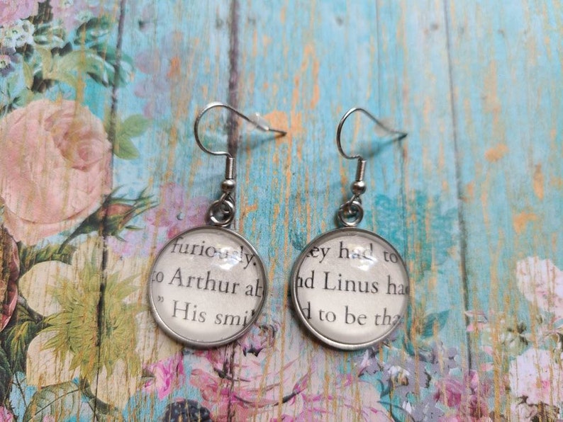 Arthur and Linus Pendant Earrings Made With House in the Cerulean Sea ...