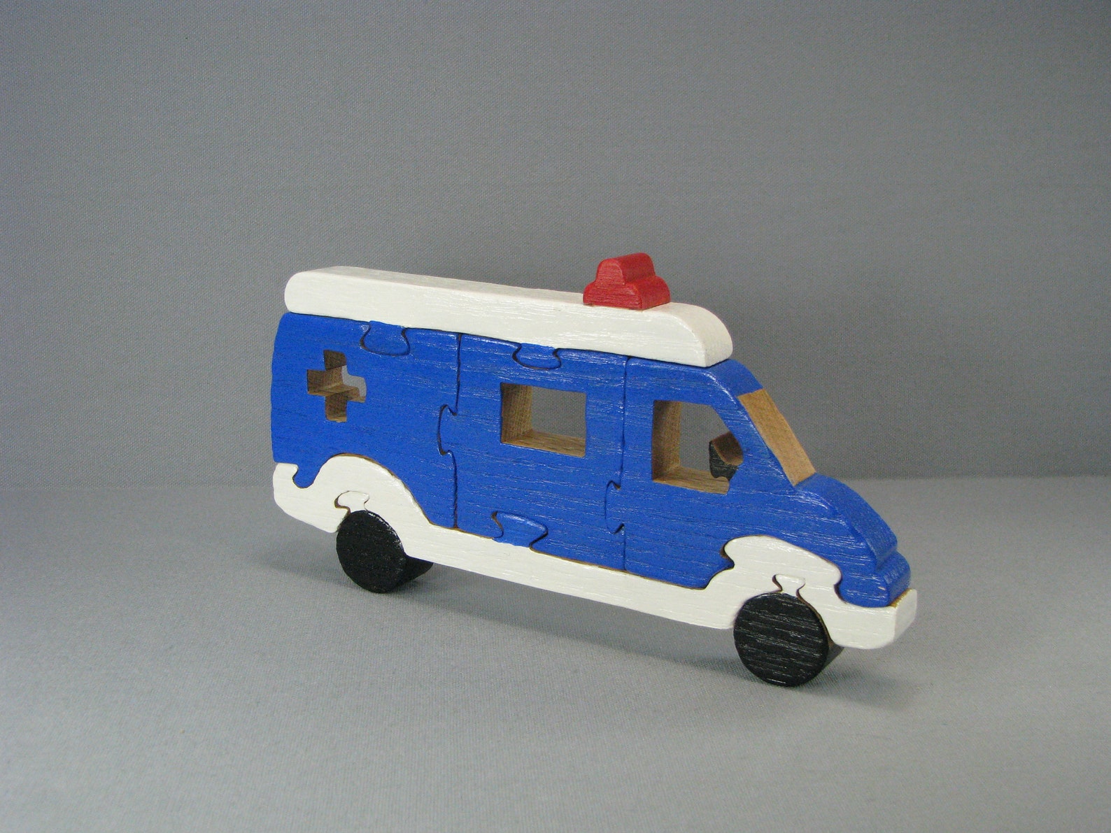Ambulance Freestanding 3D Jigsaw Puzzle for Play or Shelf Display, Hand ...