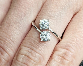 1 Carat Double Stone Engagement Ring, Toi Et Moi Ring, Round Brilliant ...