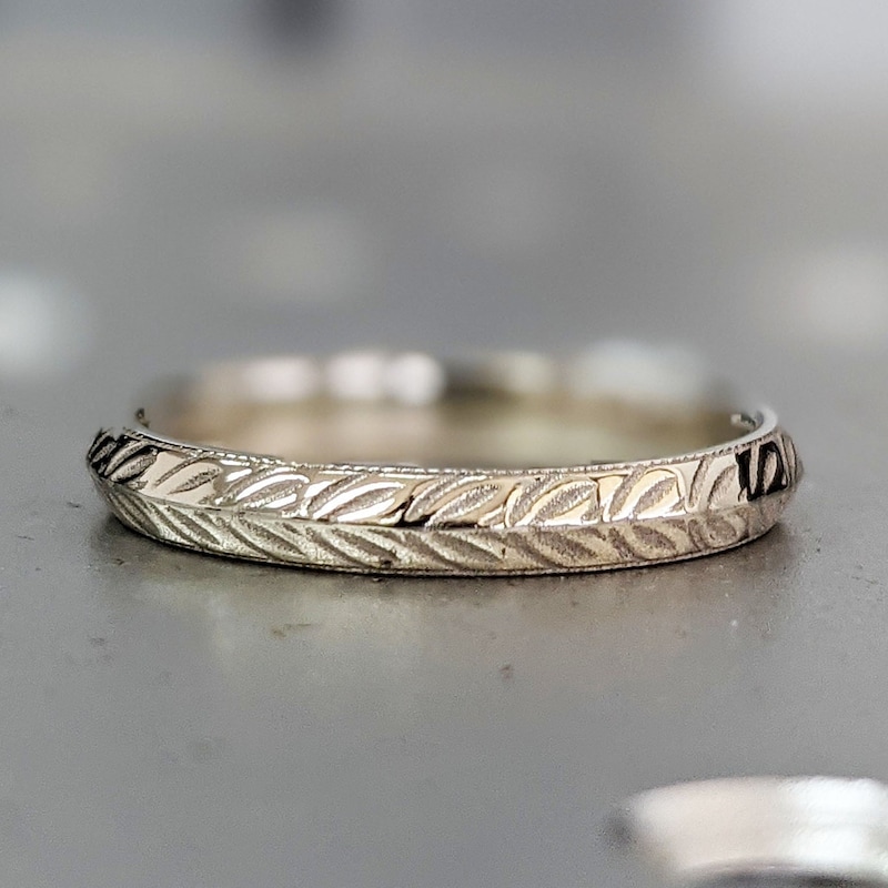 Laurel Leaf Ring - Etsy