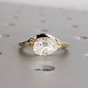 Horizontal Pear Cut Ring / Lab Diamond Engagement Ring / Solitaire East ...
