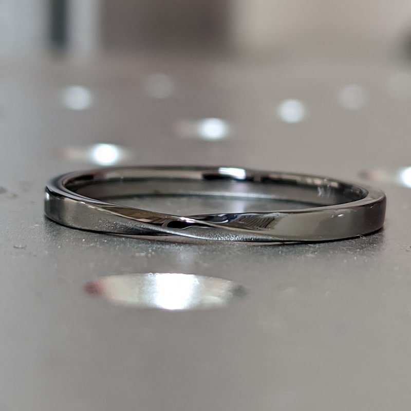 Mobius Ring - Etsy