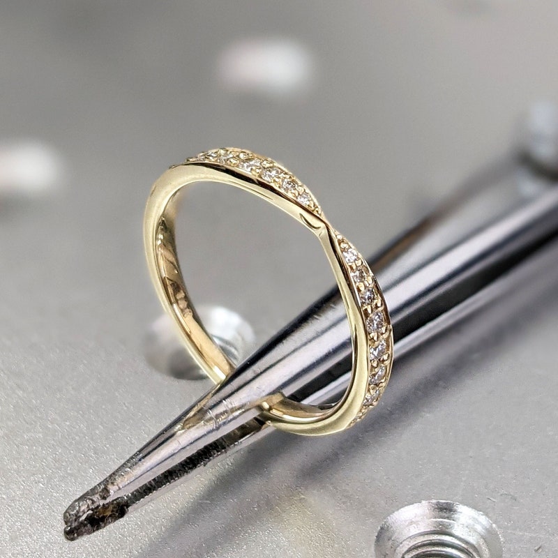 Bow Diamond Platinum - Etsy UK