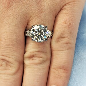 Nature Inspired Moissanite Engagement Ring, Leaves Band, Round ...