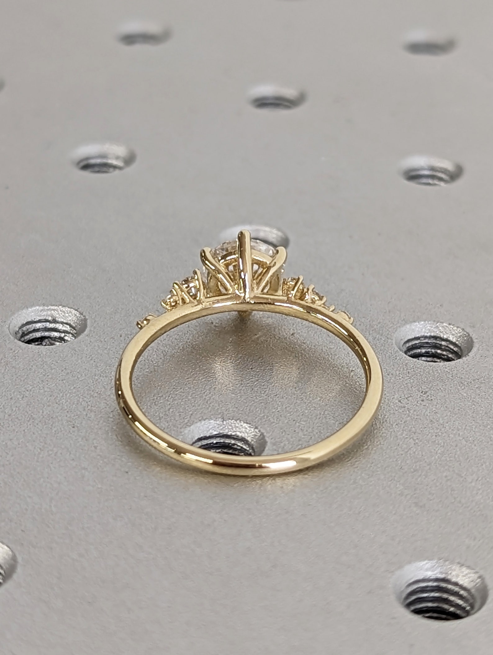 1.5ct Round Moissanite 14K Yellow Gold Engagement Ring | Snowdrift ...