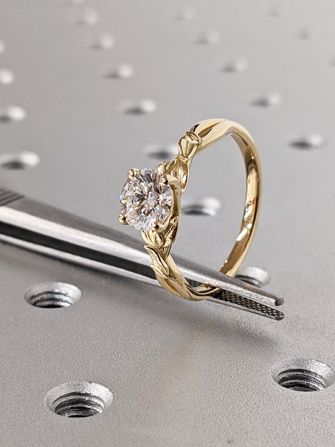 Nature Inspired Lab Diamond Wedding Anniversary Ring for Her | Custom ...