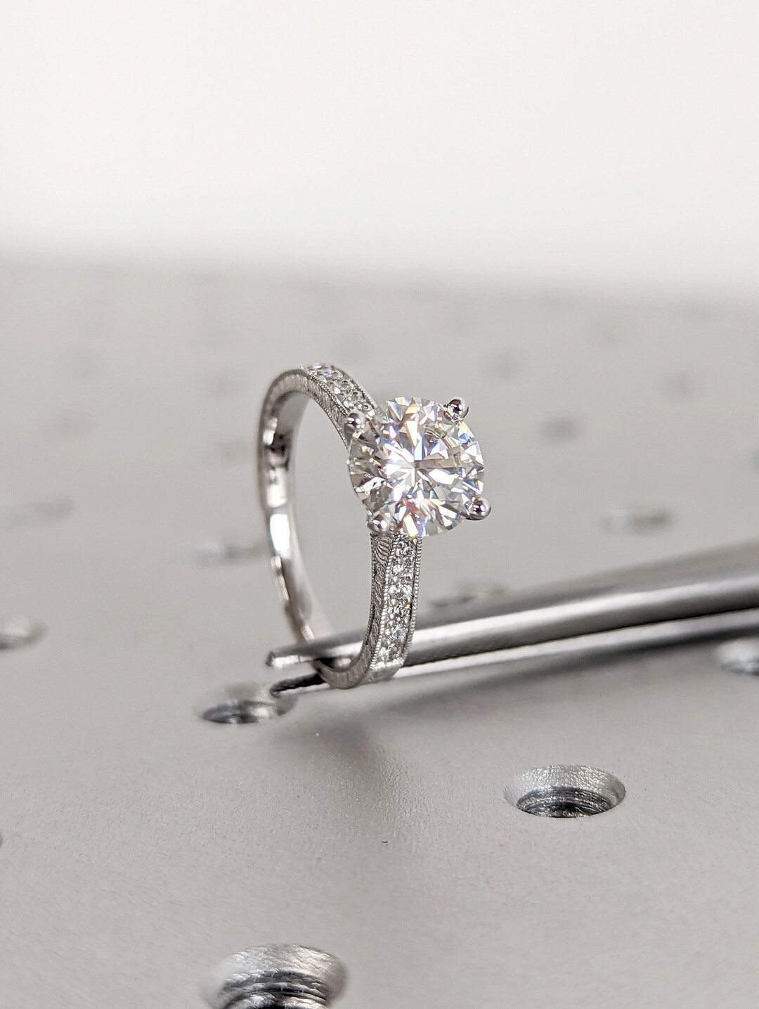 Vintage Engagement Ring 14k Gold Hand Engraved Ring, Moissanite ...