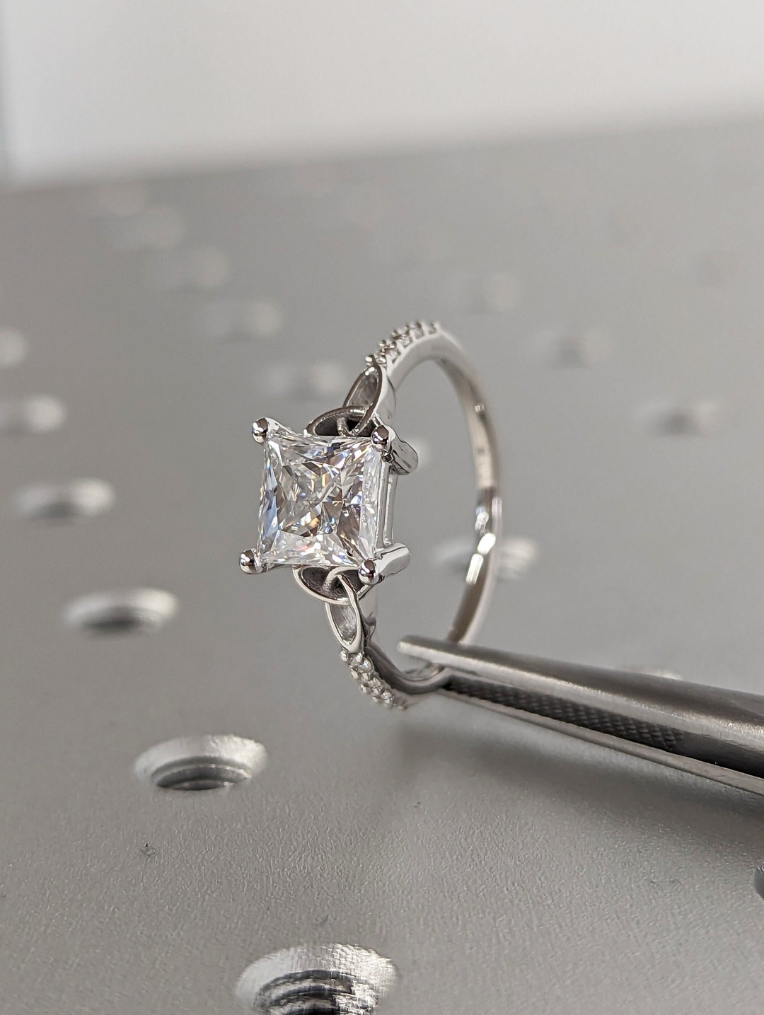 Celtic Ring With Moissanite Celtic Knot Engagement Ring Scottish Ring ...