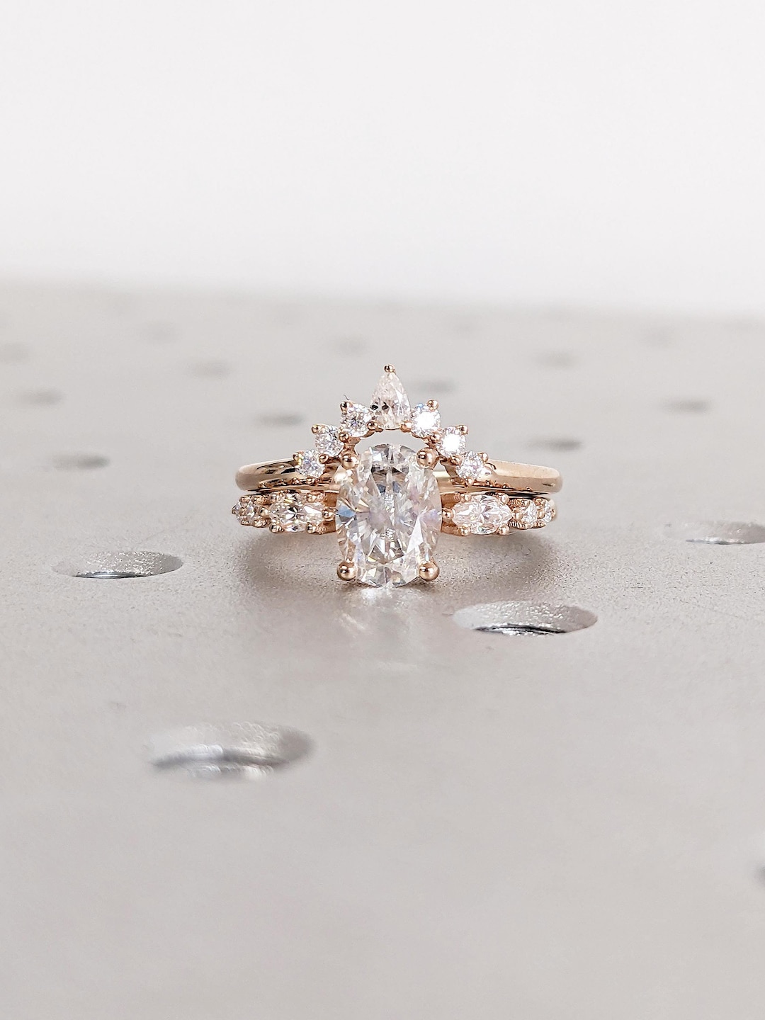 Oval Shaped Engagement Ring With Wedding Band | Lab Grown Diamond ...