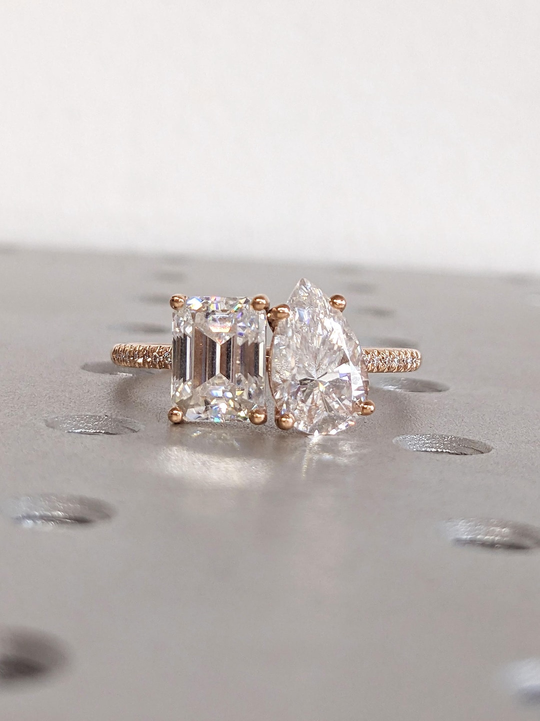 Two Stone Ring Emerald & Pear Cut Lab Diamond Ring | Vintage Toi Et Moi ...