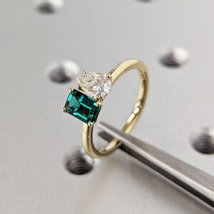 Double Stone Engagement Emerald Ring 2 Stone Toi Et Moi Ring Wedding ...