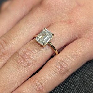 Low Profile Setting 2.5ct Emerald Cut Lab Diamond Solitaire Engagement ...