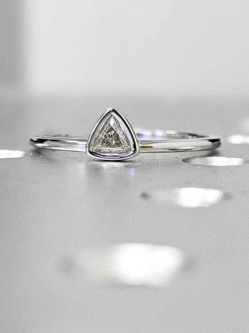 Trillion Diamond Ring Triangle Diamond Engagement Ring Bezel - Etsy