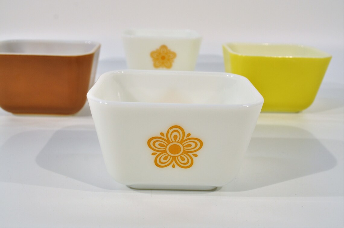 Mid-century Lot of 4 Pyrex Multi Color 1.5 Cup - Etsy