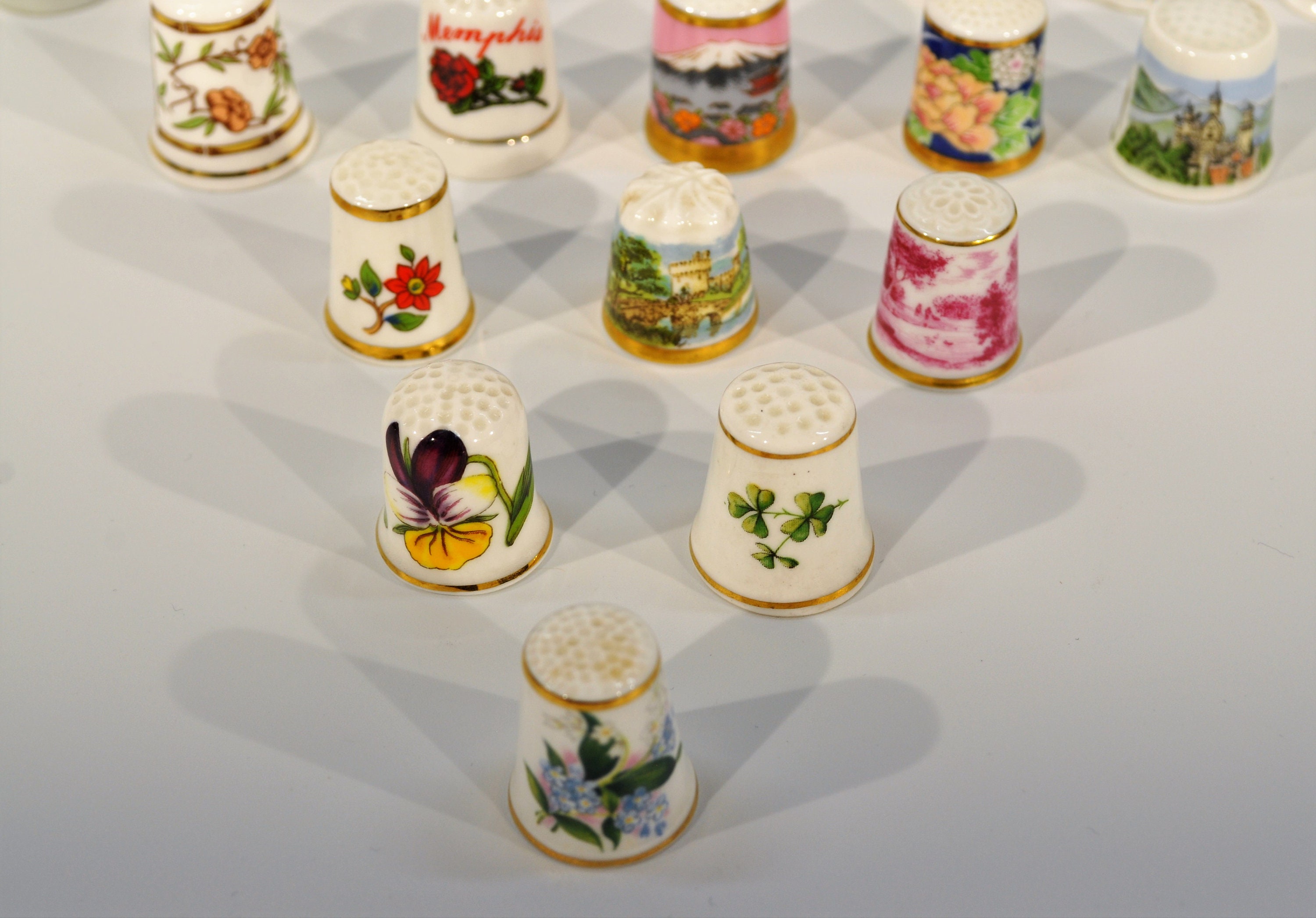 18 Pieces Vintage Thimbles- Antiques Thimbles -thimble Collection - Etsy
