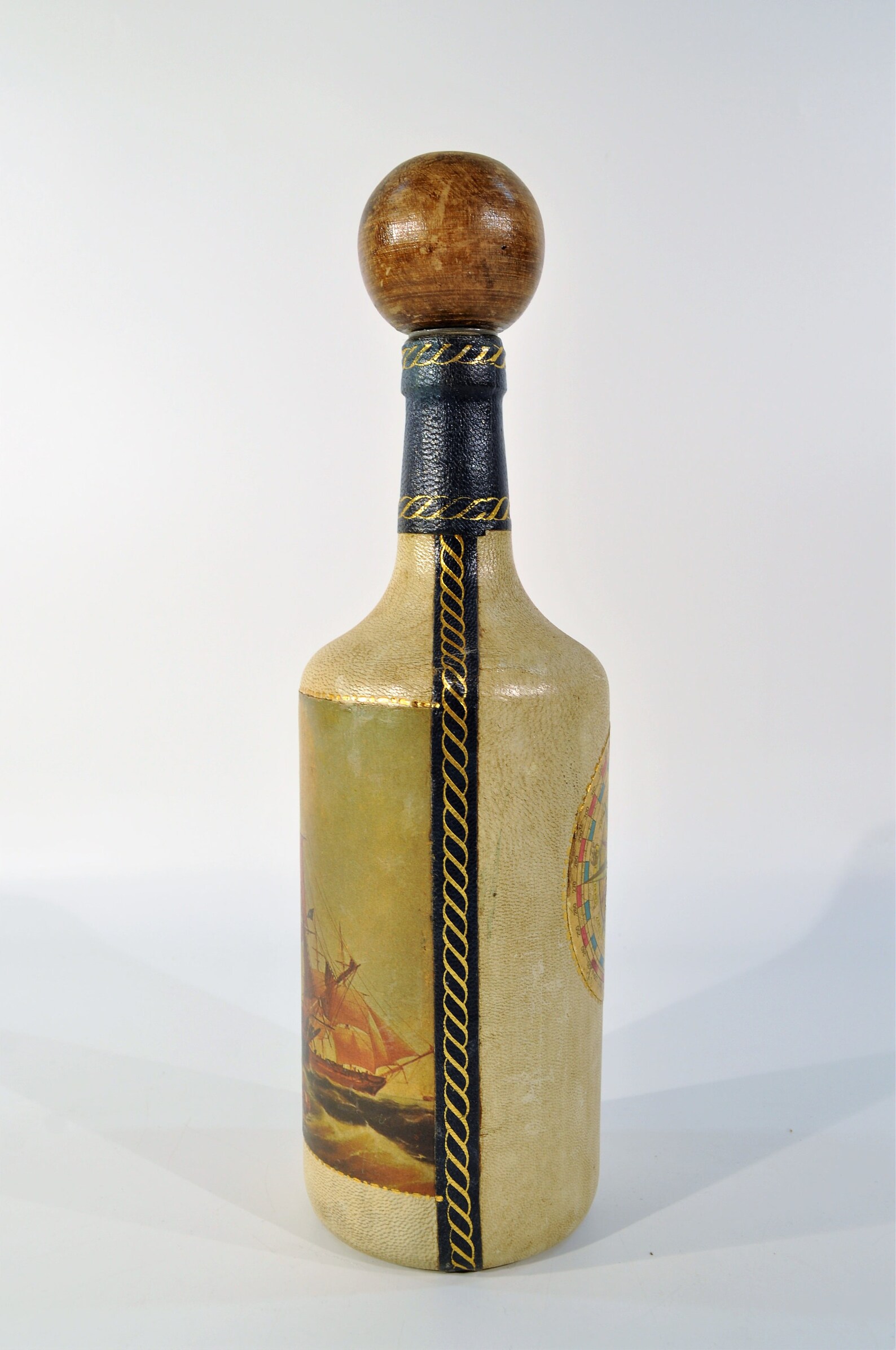 Leather Wrapped Wine Liquor Bottles Decanter Made in Italy - Etsy