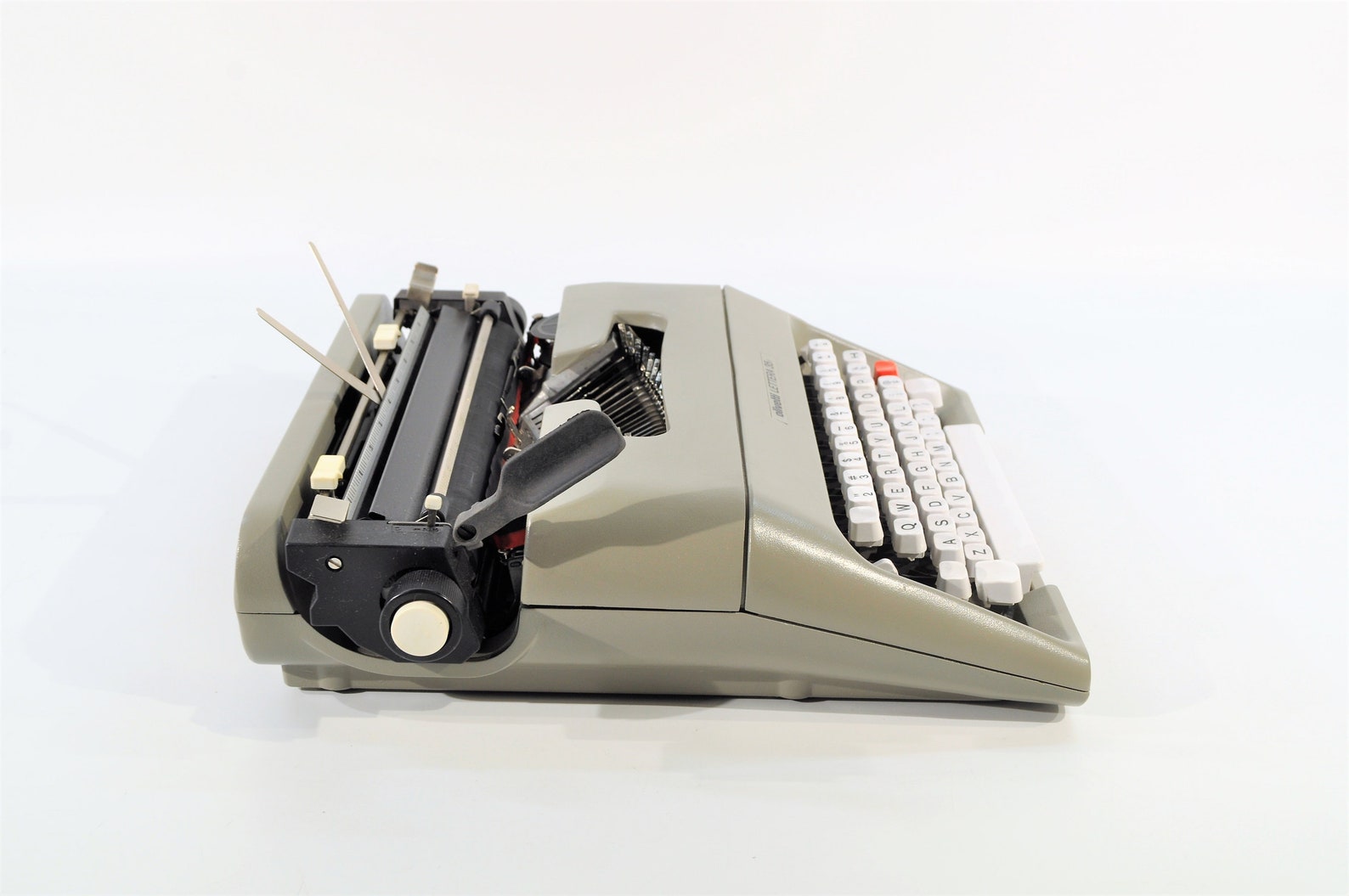 Retro Olivetti Lettera 35 Typewriter | Etsy