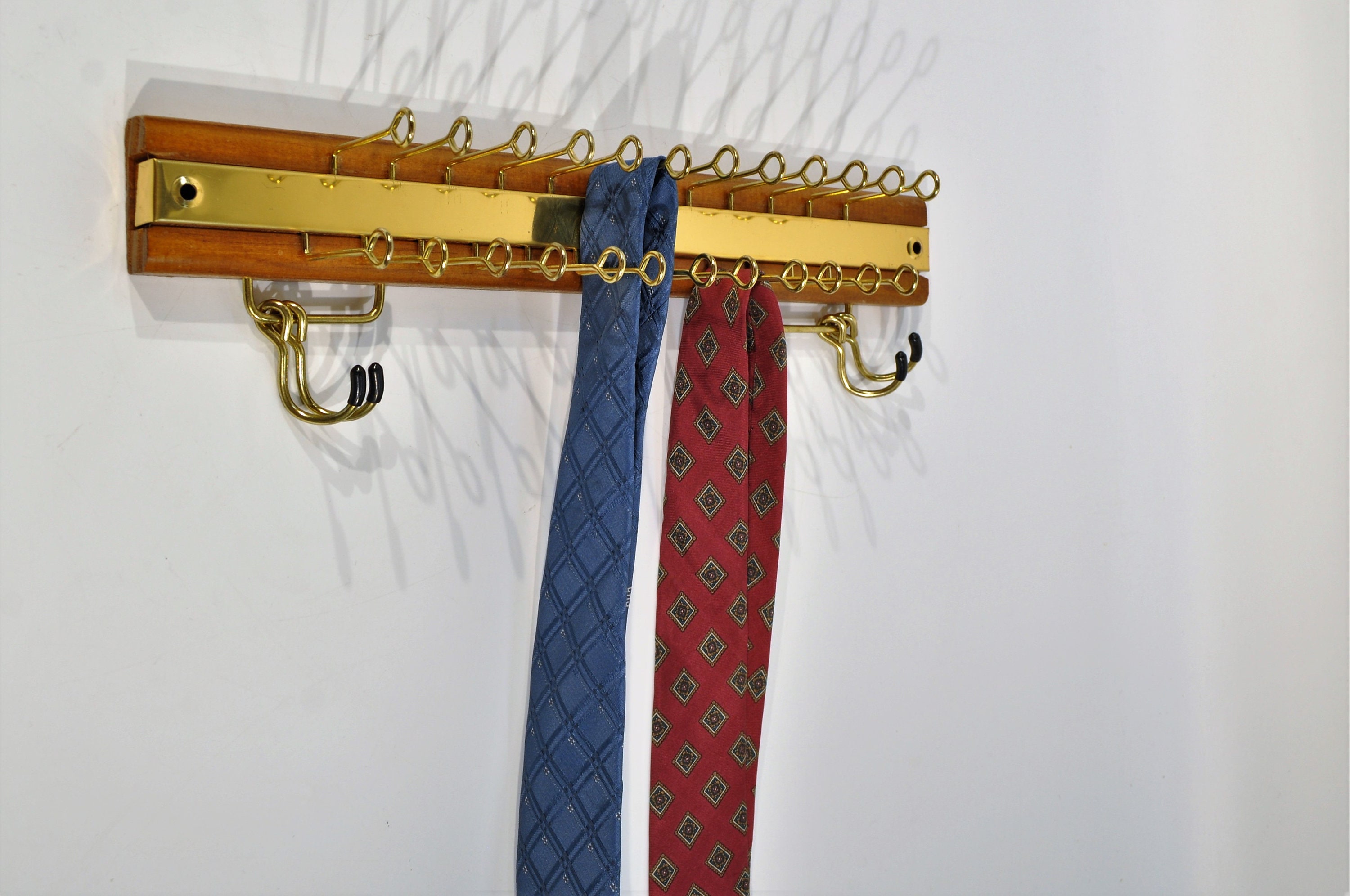 24 Hooks Wall Mount Tie Rack With 4 Belt Hooks / Deluxe Wood - Etsy ...