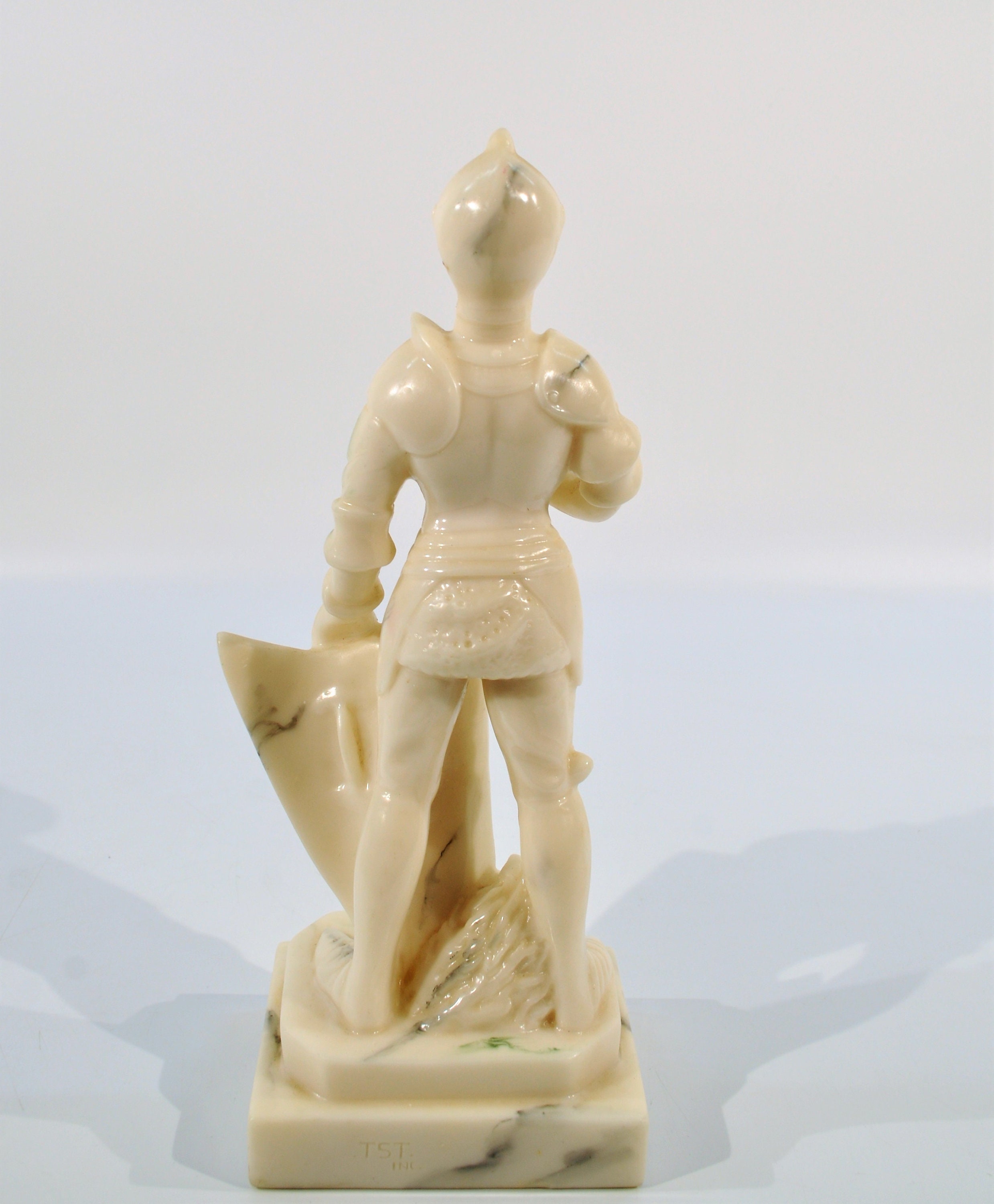 King's Guard Medieval Knight Armor Statue/ Medieval Gothic - Etsy