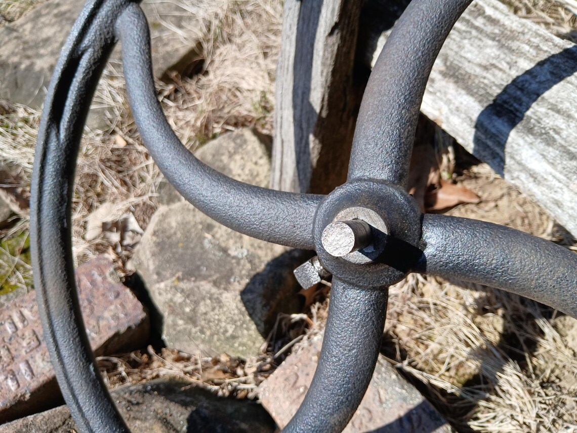 Antique Cast Iron Flywheel for Foot Treadle Powered Machinery 17.50 in ...