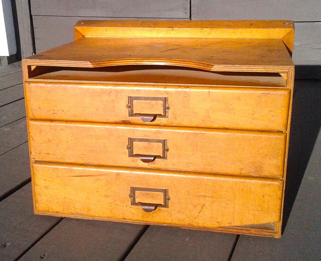 Vintage Industrial Tiffen Camera Counter Top Store Display Cabinet W ...