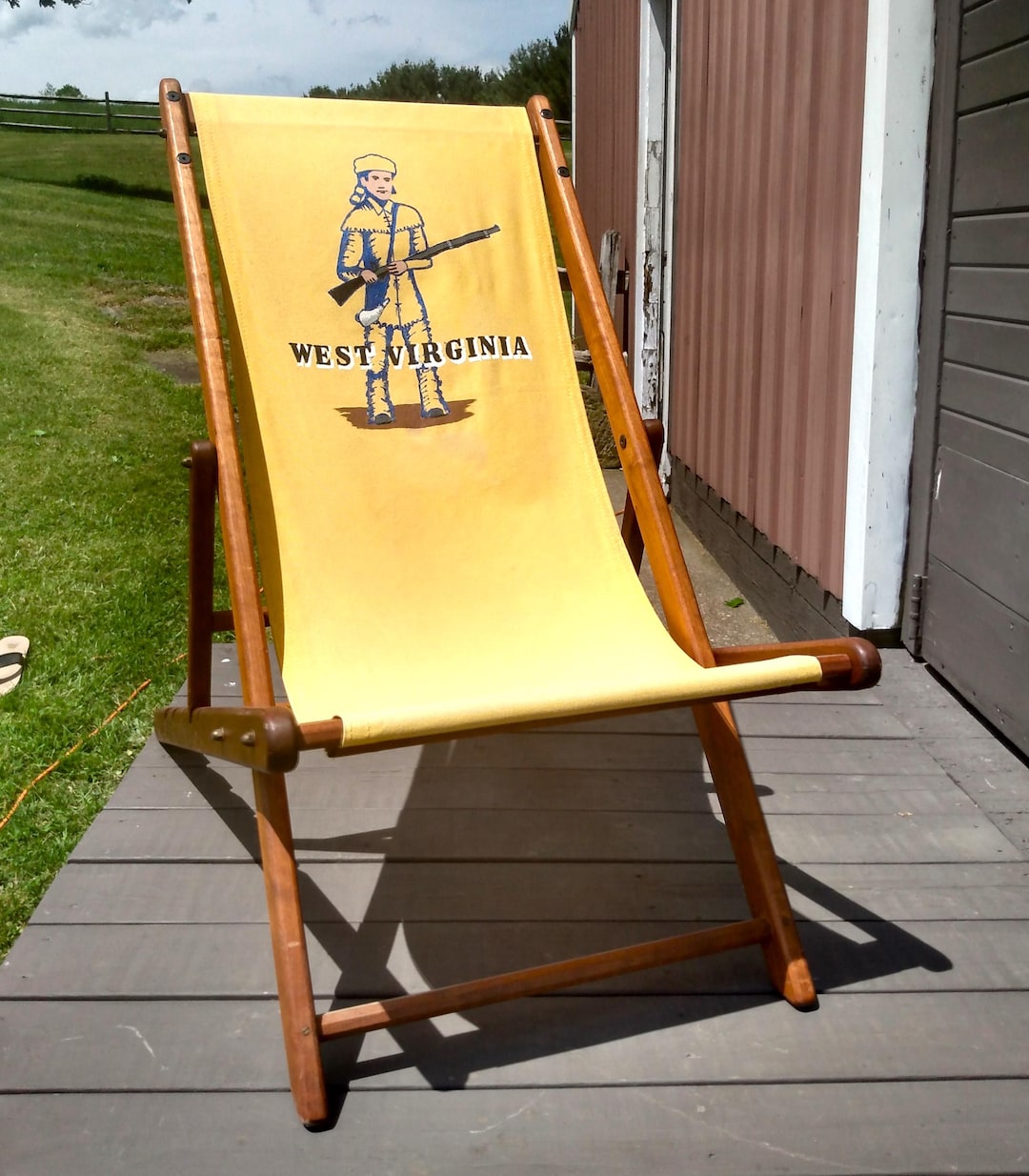 Vintage Adjustable Wood and Canvas Folding Beach Chair Lounger West ...