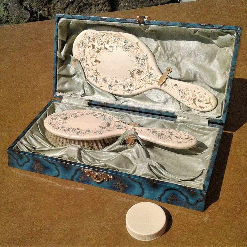Antique Vanity Set - Etsy