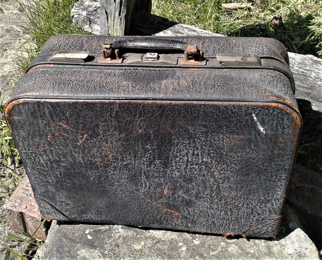 Antique Leather Travel Bag or Suitcase Genuine Split Leather 1900s Era ...