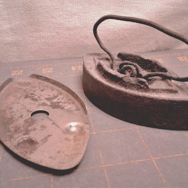 Antique Sad Iron - Etsy