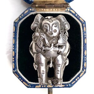 Antique Chinese Silver Figure Bead Mounted in a Ring - Etsy