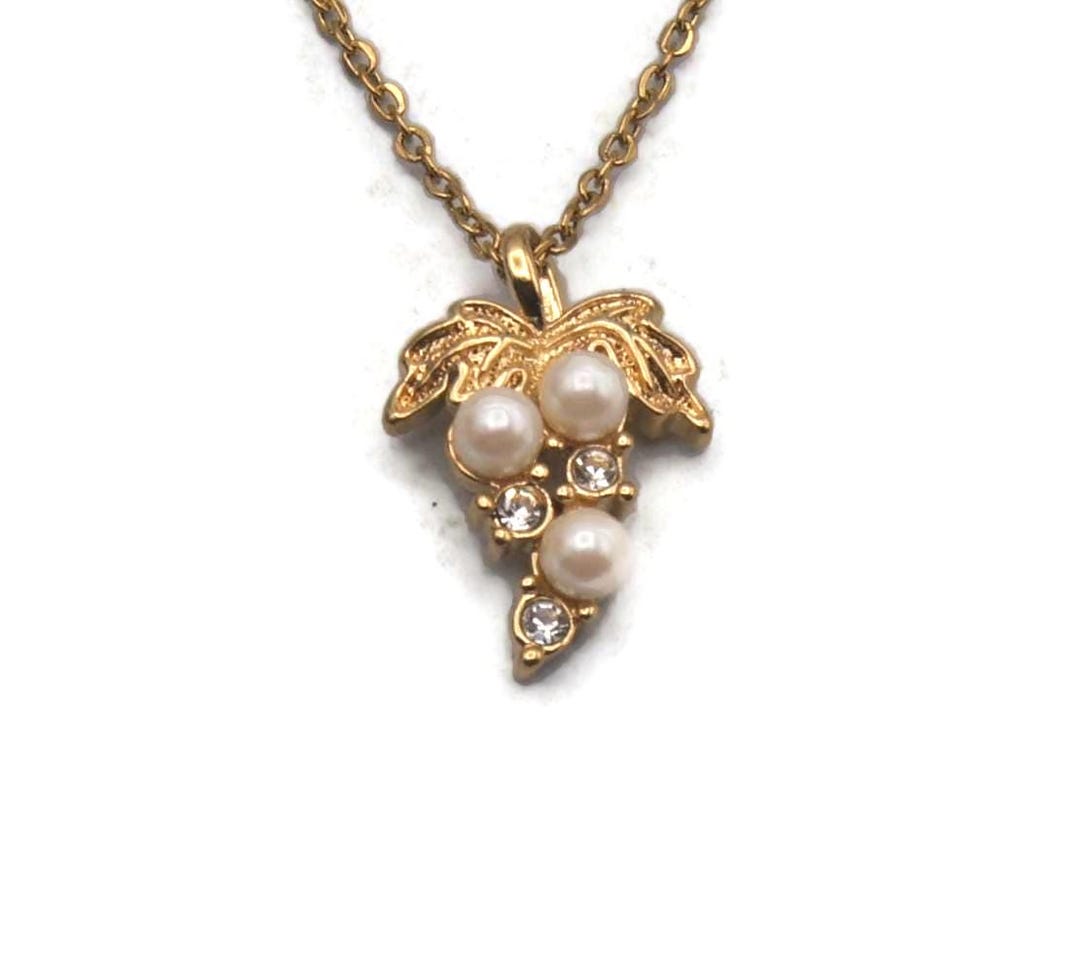 Bunch of Grapes Pendant Necklace, Vintage Gold Tone, Faux Pearls ...