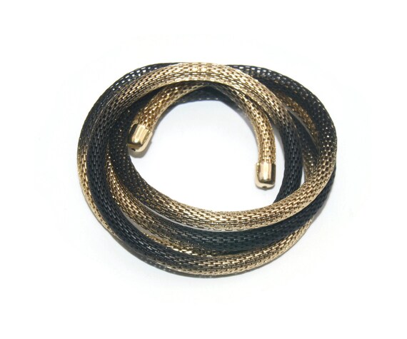 Vintage Gold Tone Mesh and Black Enamel Memory Wire C… - Gem