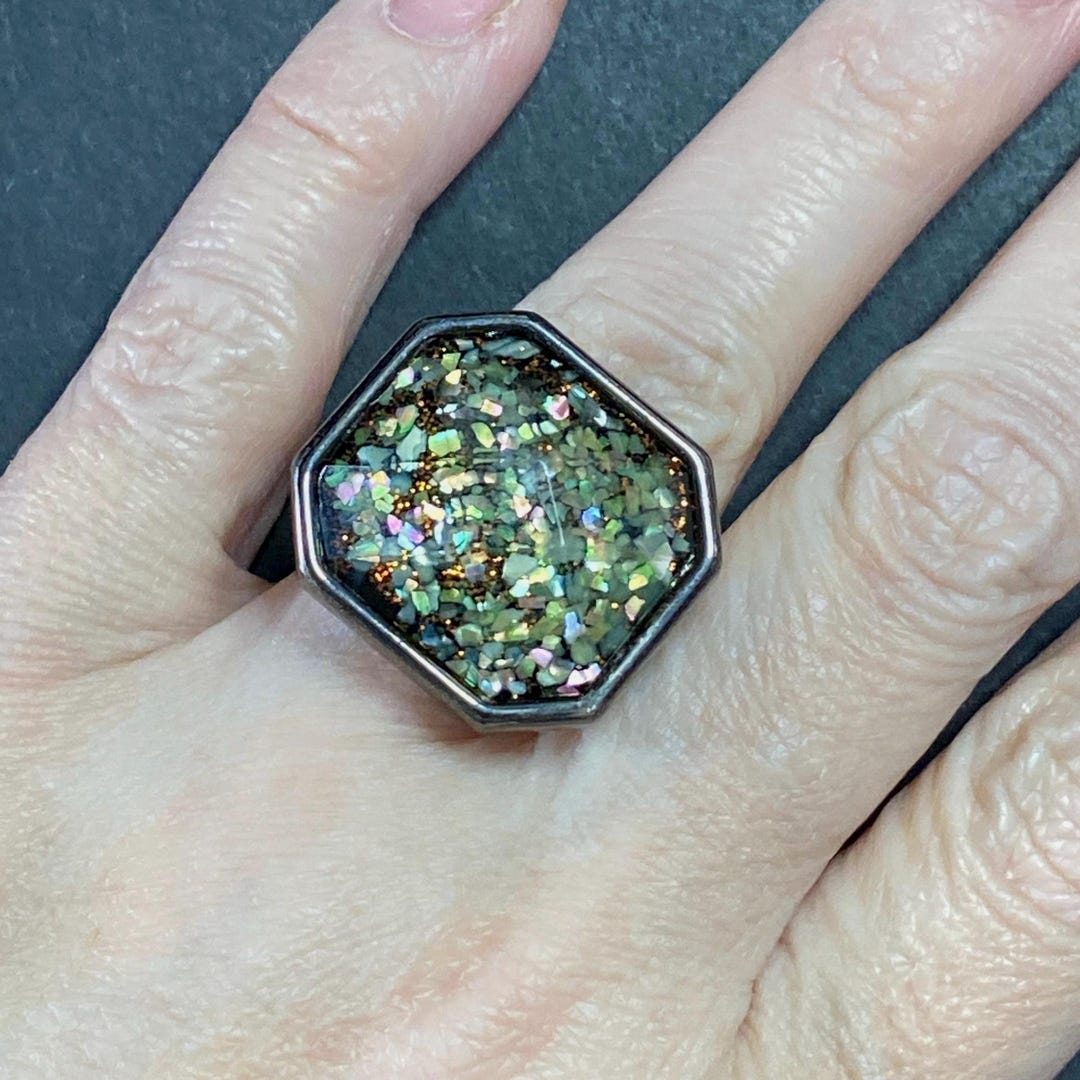 Vintage Lia Sophia Odyssey Silver Tone, Gunmetal and Faceted Resin Size ...