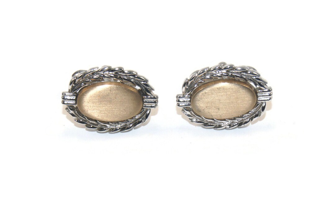 Vintage Swank Silver and Gold Tone Oval Wreath Cuff Links. Swank ...