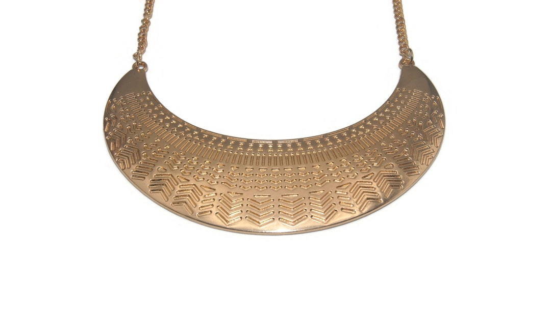 Vintage Gold Tone 16 to 18 Inches Adjustable Bib Necklace With Lobster ...