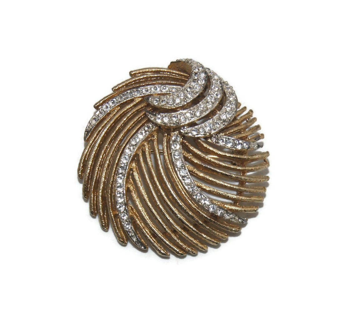 Vintage Kramer Gold Tone and Clear Rhinestones Brooch. Kramer Hallmark ...