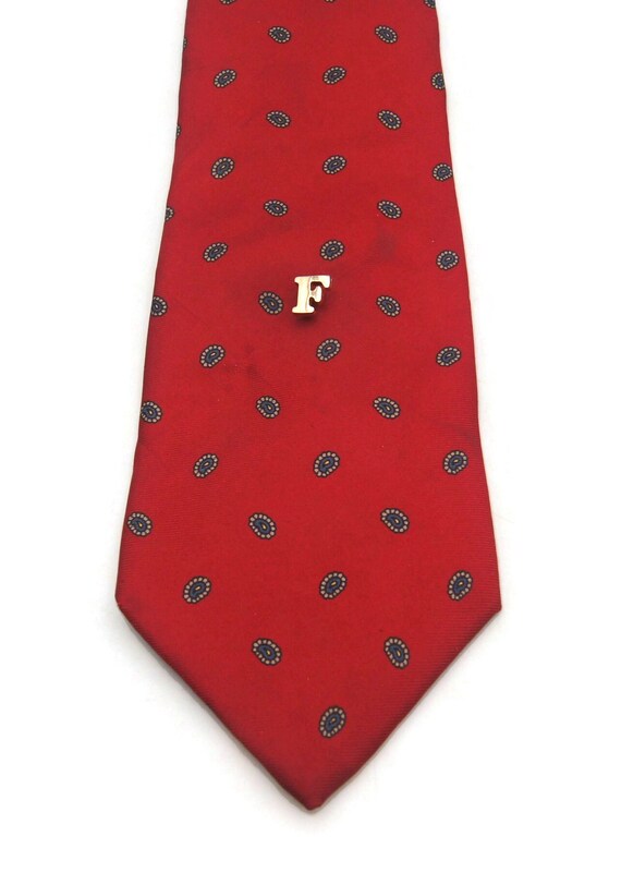 Vintage Avon Gold Tone Letter "F" Lapel Pin, Tie Tack… - Gem
