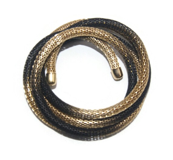 Vintage Gold Tone Mesh and Black Enamel Memory Wire C… - Gem