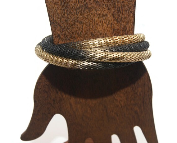 Vintage Gold Tone Mesh and Black Enamel Memory Wire C… - Gem