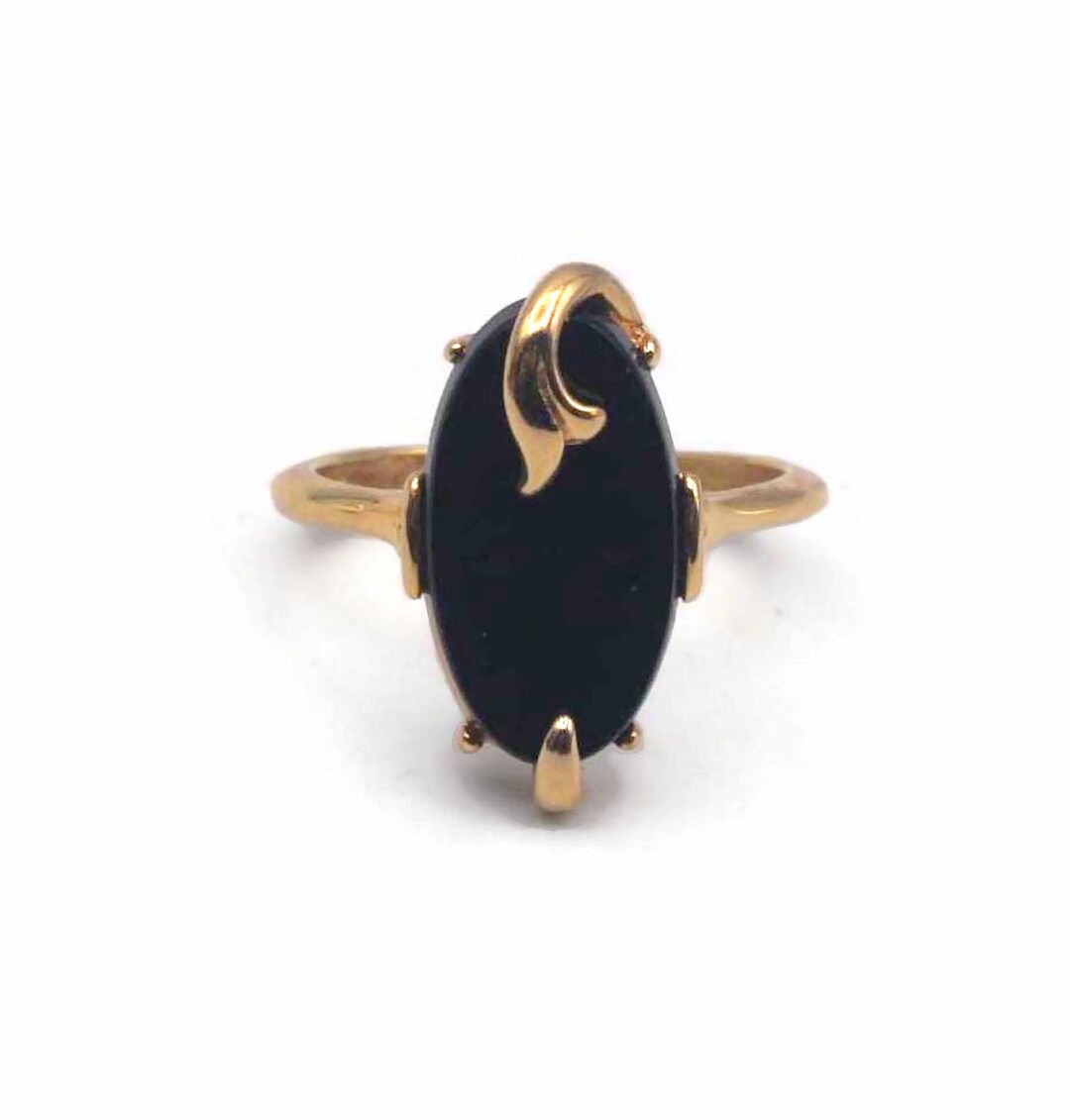 Vintage Avon Gold Tone and Oval Black Stone Size 7 1/2 Statement Ring ...