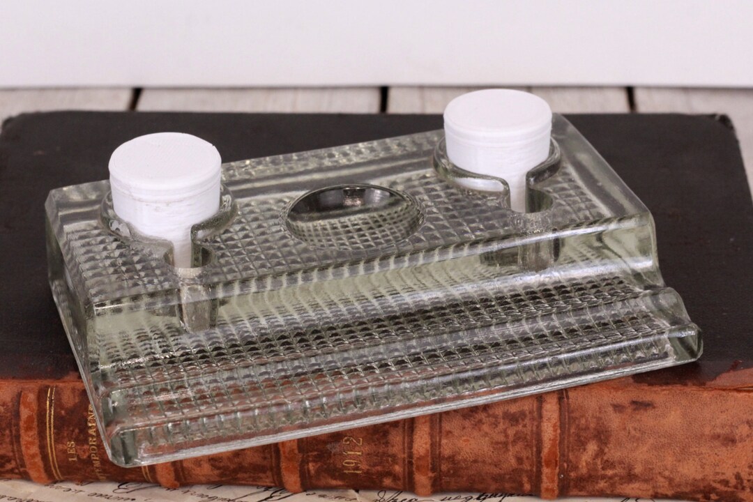 Encrier vintage en verre transparent gaufré avec pots d'encre, encrier ...